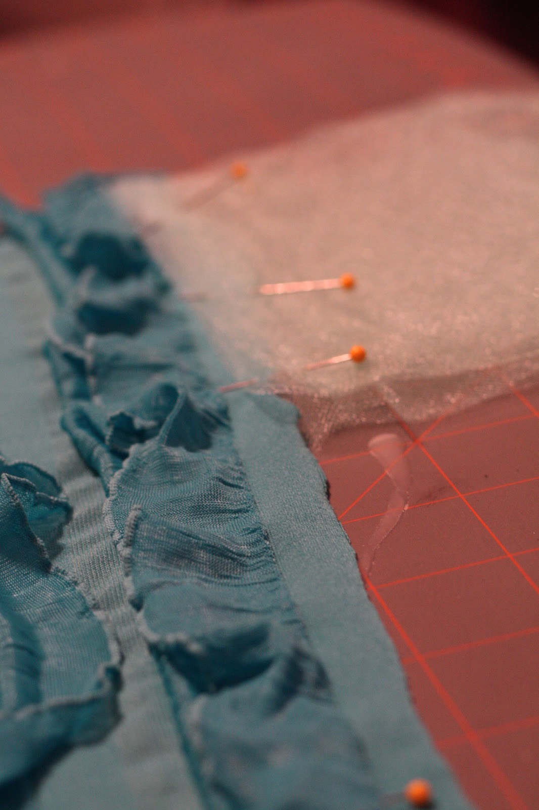 Amy's Craft Bucket: DIY Whimsy Dress:Tulle and Ruffles! {The Ups and Downs}