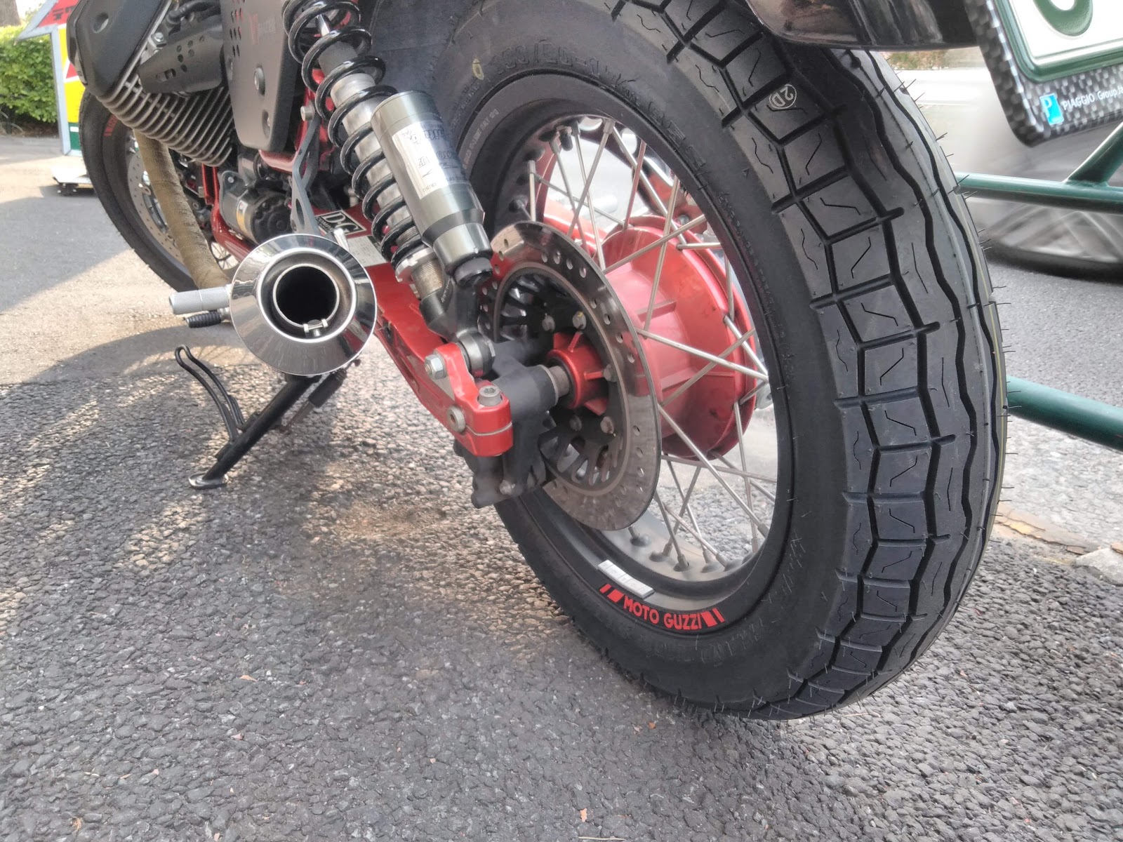 前後タイヤ交換はIRC GS-19にしてみたら、ヒラヒラするよという話