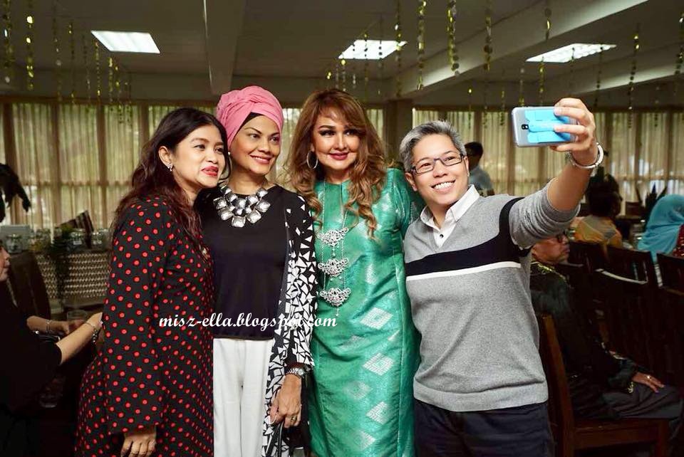 Puan Sri Shariffa Sabrina lancarkanTanah Aina Cookies & Cakes Recipe ...