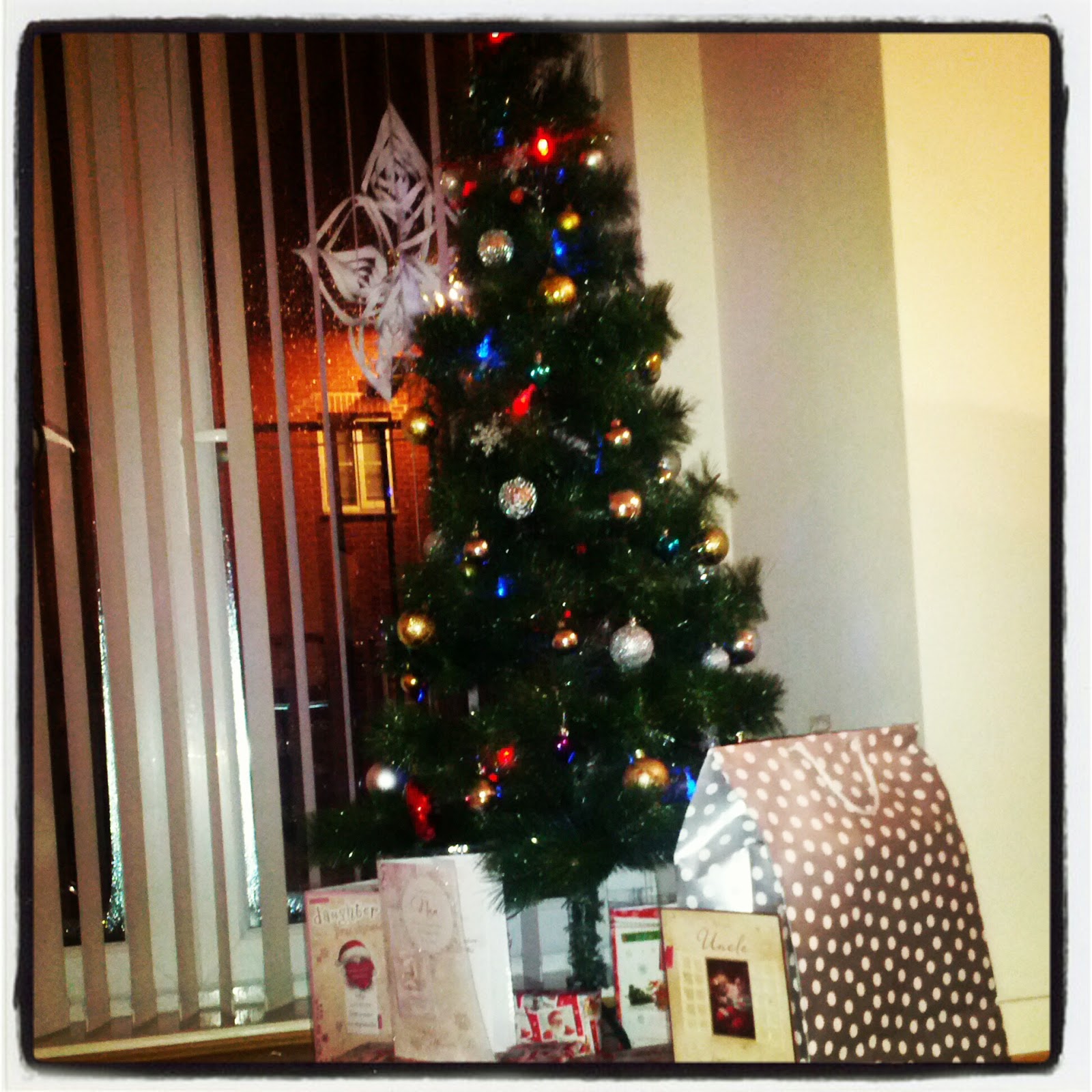 Rasa Way: kaledines dekoracijos ir sveikinimas:)