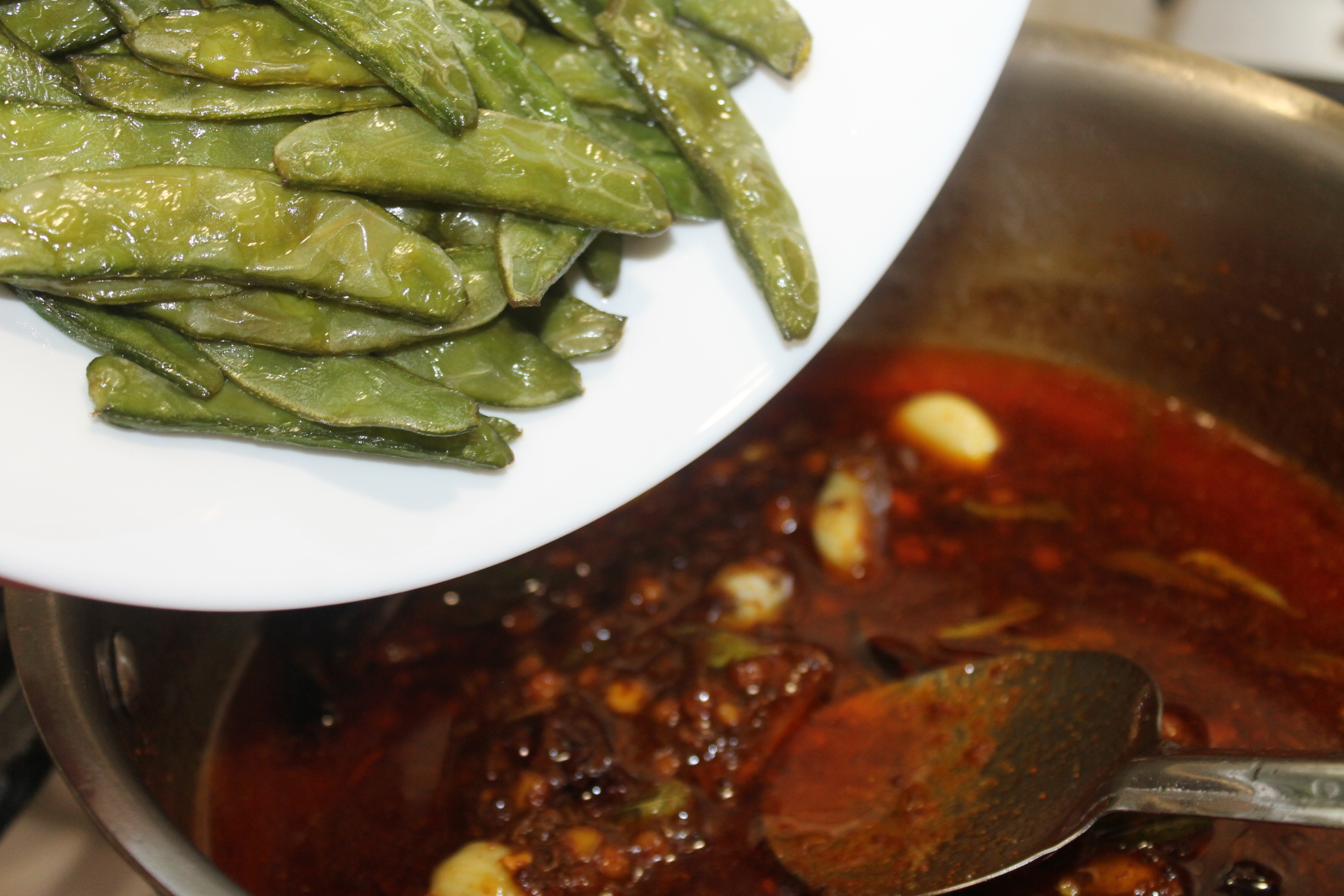 VineelaSiva: Chikkudu Kaya Pickle(Flat beans Pickle)