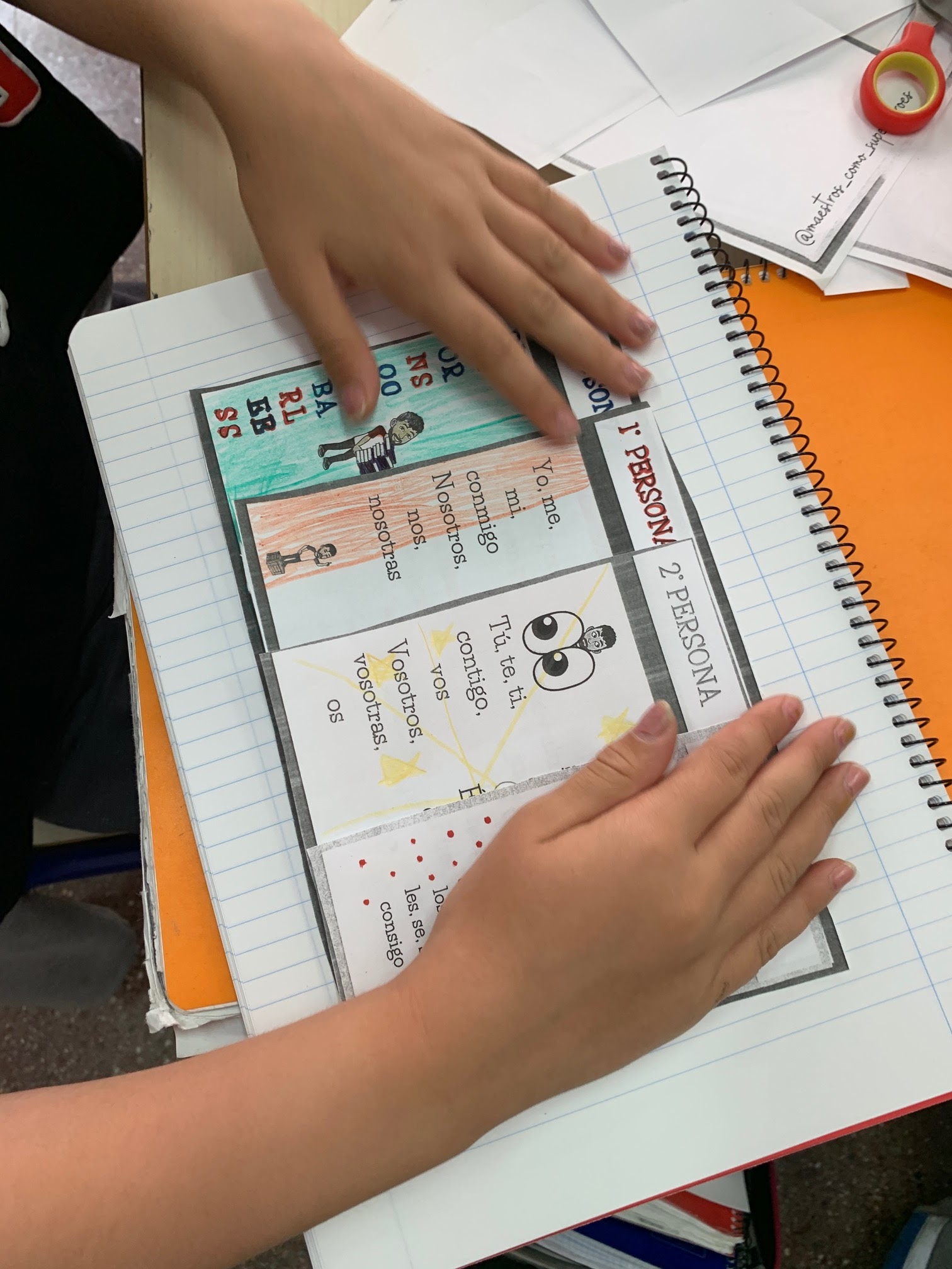 MAESTROS COMO SUPERHÉROES: MINIBOOK DE PRONOMBRES