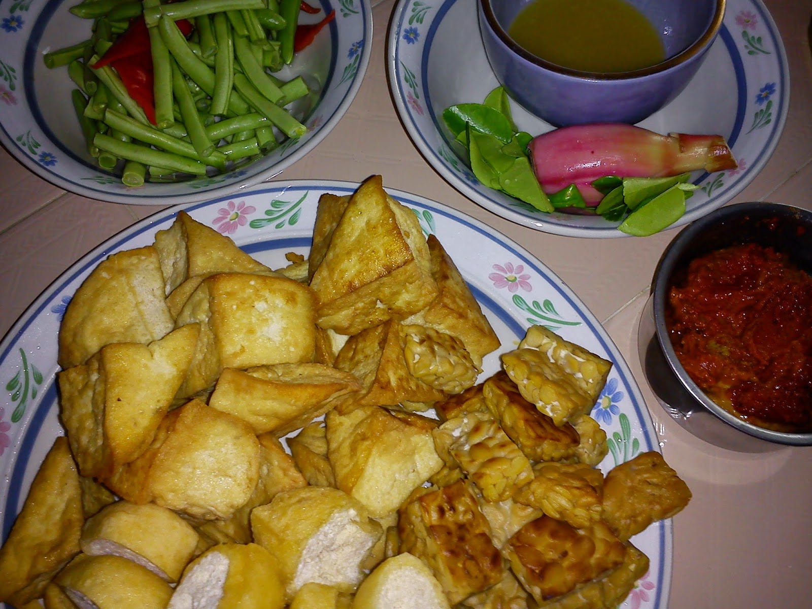 Cooking Pleasure: Fried Tempe, French Beans and Lemongrass Curry