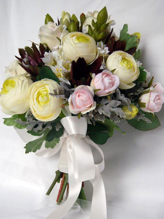 Queensland Brides: Autumn Flower Guide