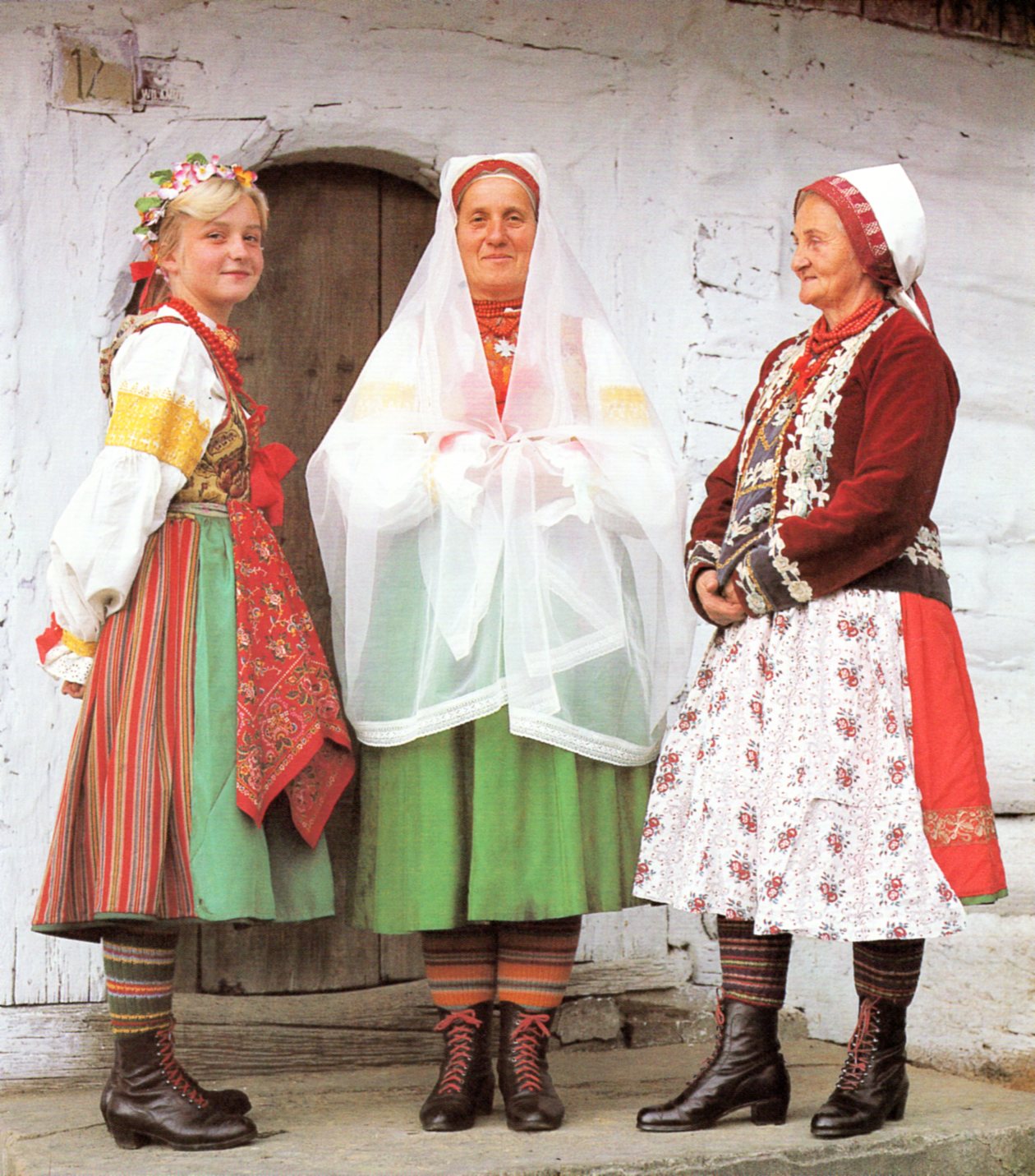 FolkCostume&Embroidery: March 2019