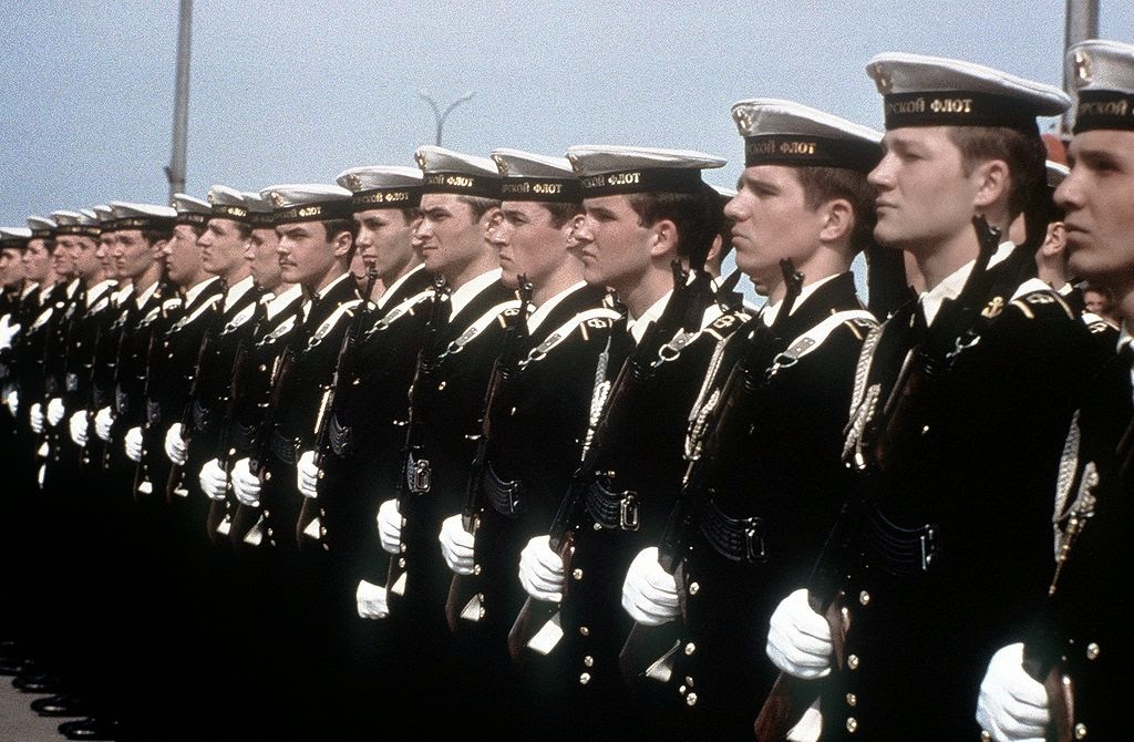 Red Star, White Star : Cold War Soviet Navy