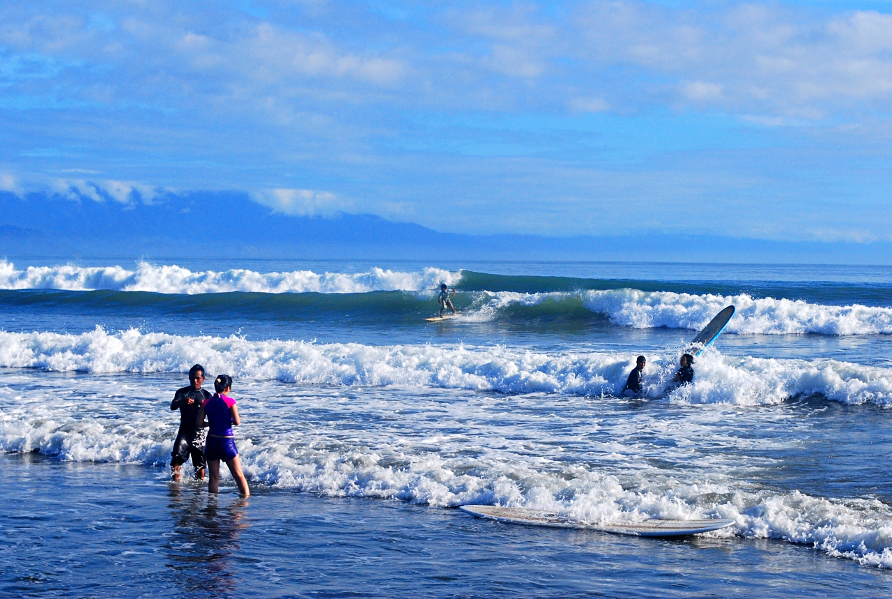 Baler, Aurora Part II: The "Apocalypse Now" Surfing Scene - Nomadic ...