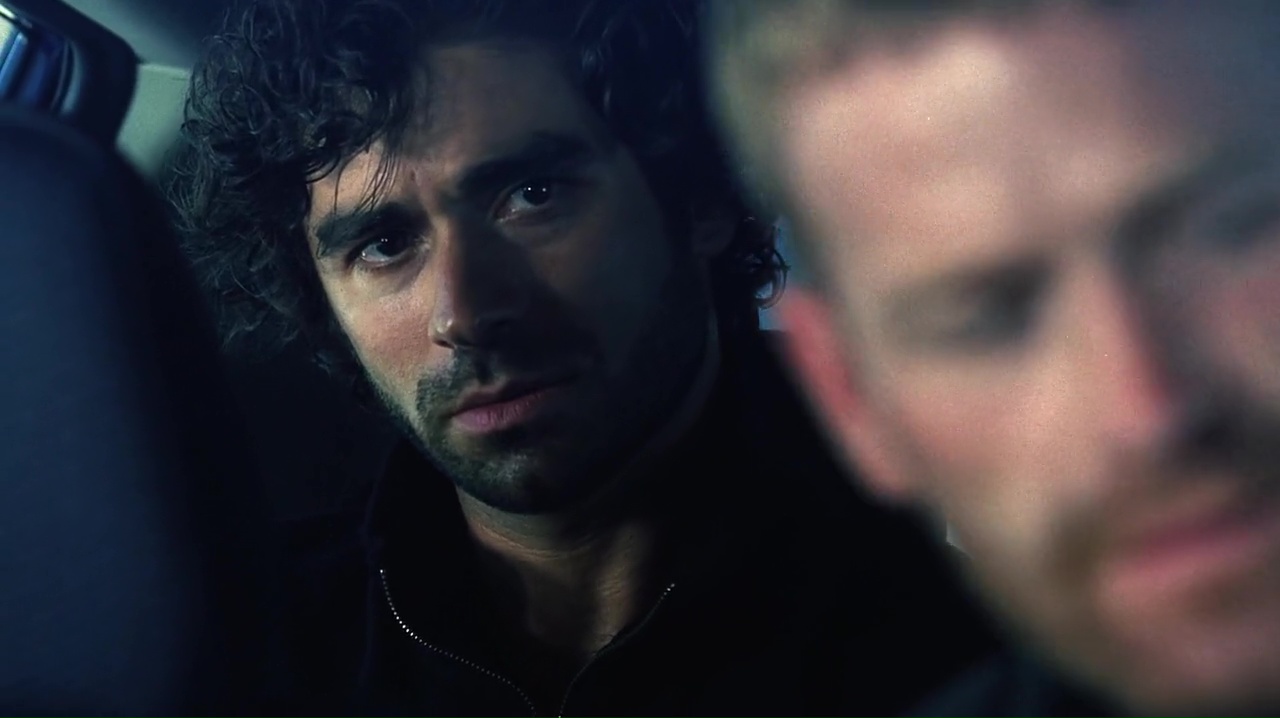 ausCAPS: Billy Khoury shirtless in The Unit 3-05 "Inside Out"