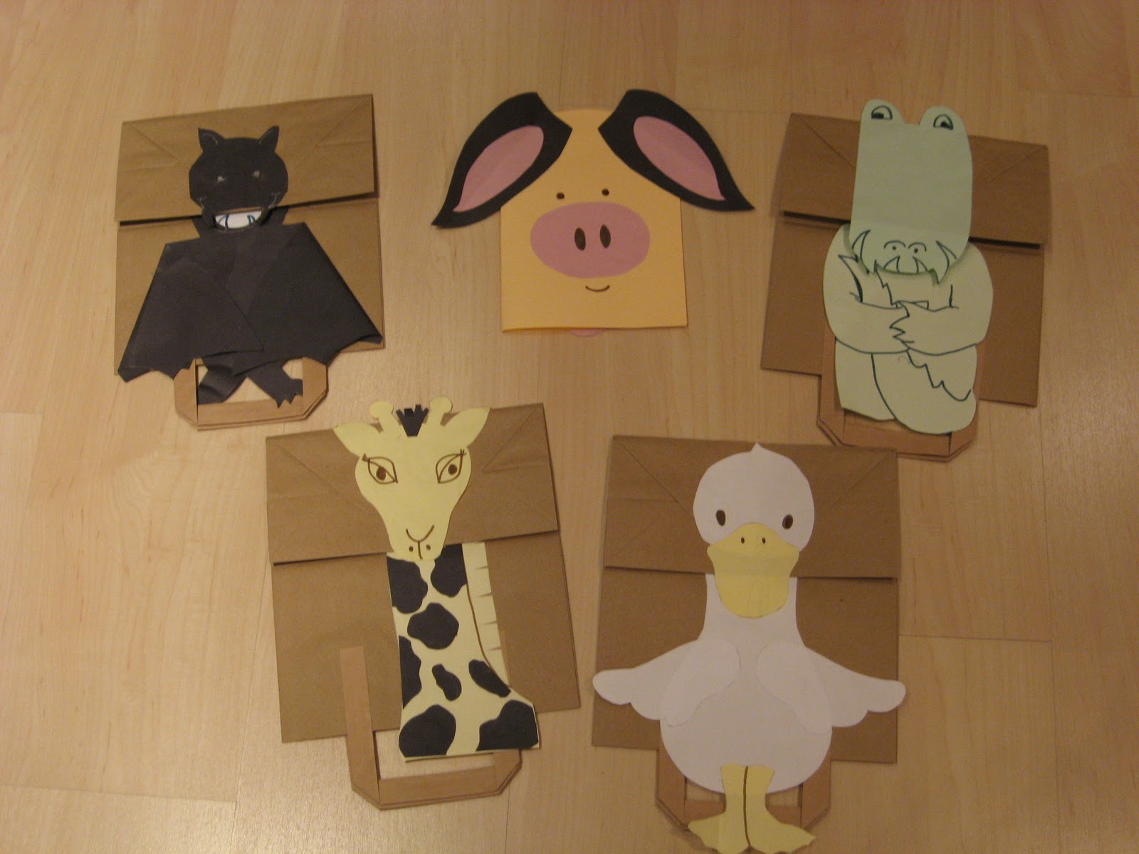 The Tiger Chronicle: Science puppets