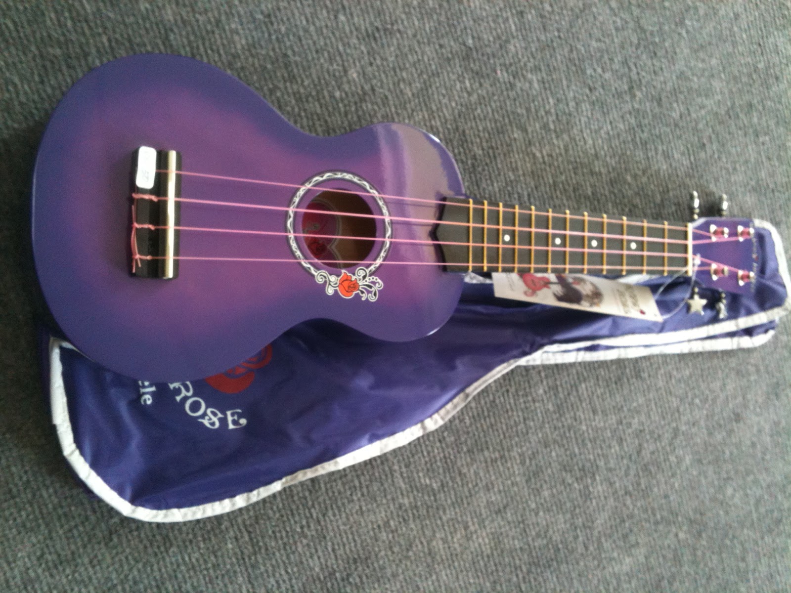 Uku..Uku... UKULELE!!