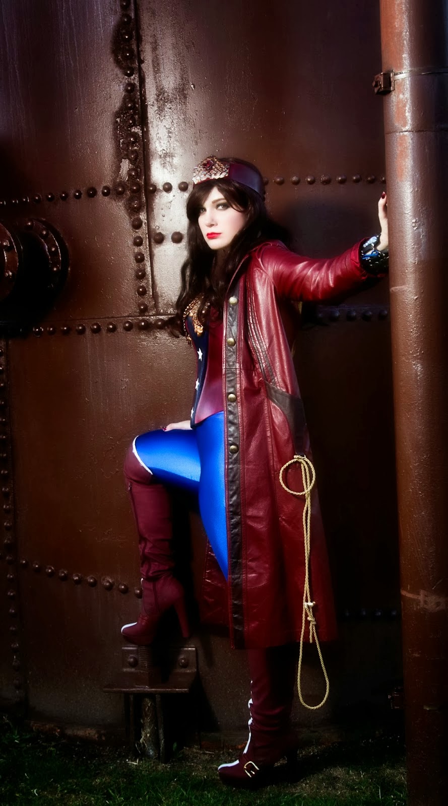Calvin's Canadian Cave of Coolness: Steampunk Wonder Woman By The Geeky ...