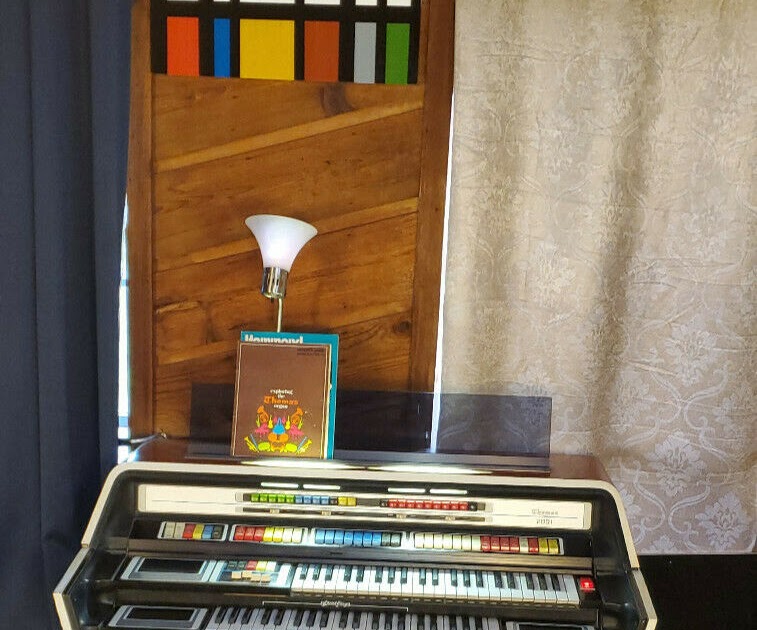 MATRIXSYNTH: 1976 THOMAS 2001 ORGAN ELECTRONIC RETRO SPACE AGE KEYBOARD SYNTHESIZER