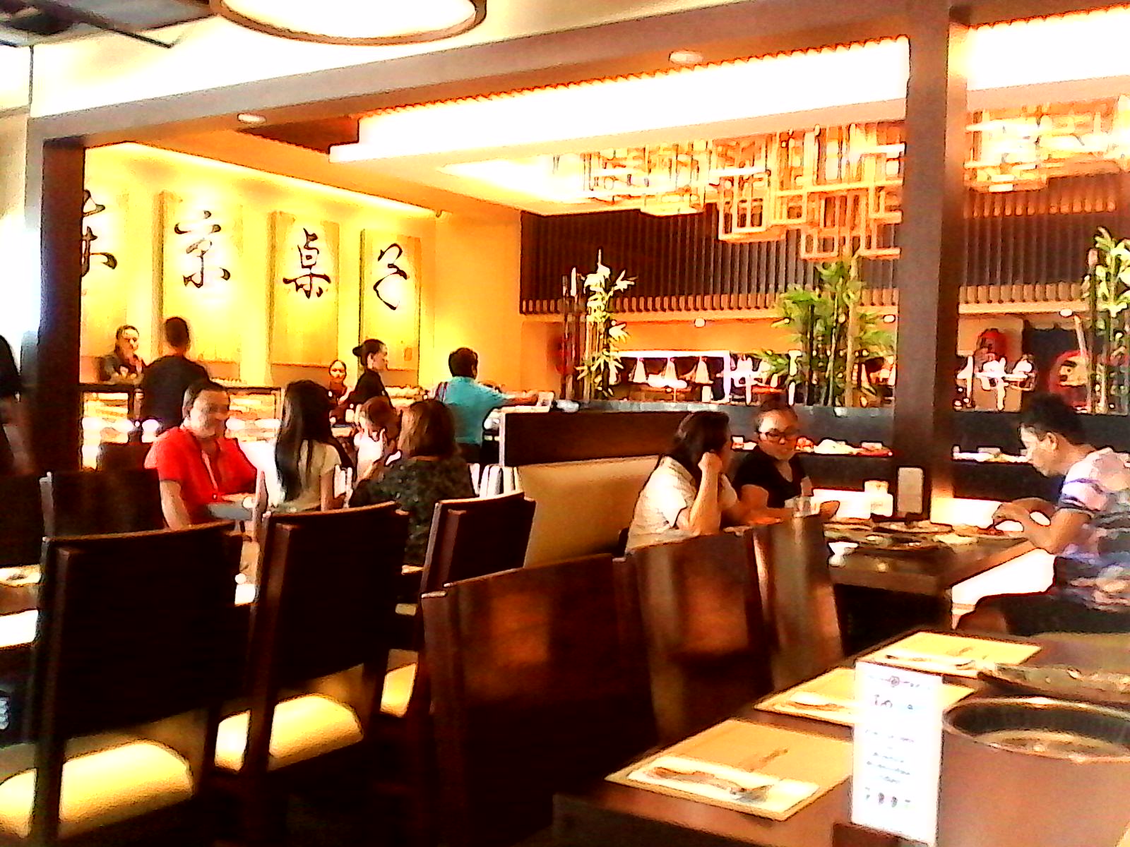 Must Be That Girl!: Tokyo Table In City Time Square Mandaue