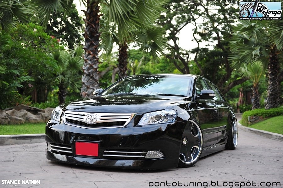 PONTO TUNING: Toyota Camry VIP Style