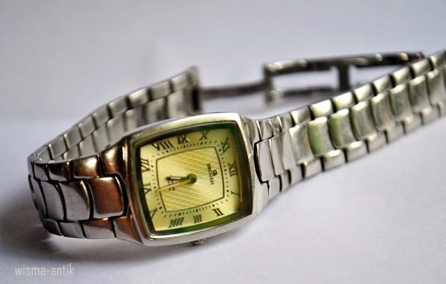 wISMA-ANTIK: Brogeh (SOLD)