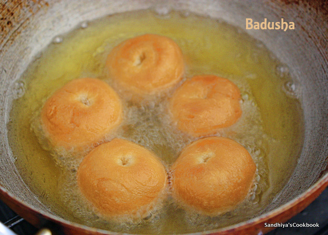 Sandhiya's Cookbook: Badusha | Balushahi | Diwali Sweet