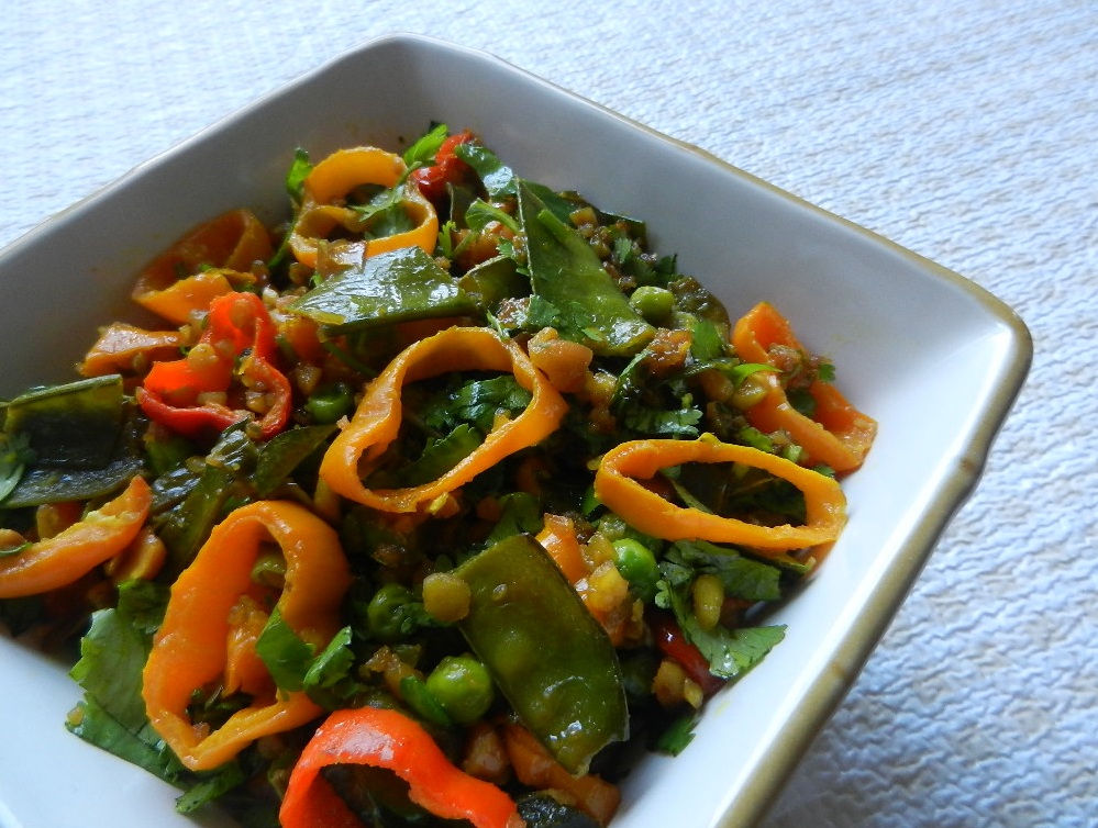 Sizzling Indian Recipes.....: Vine Sweet multicolor peppers,Snow peas ...
