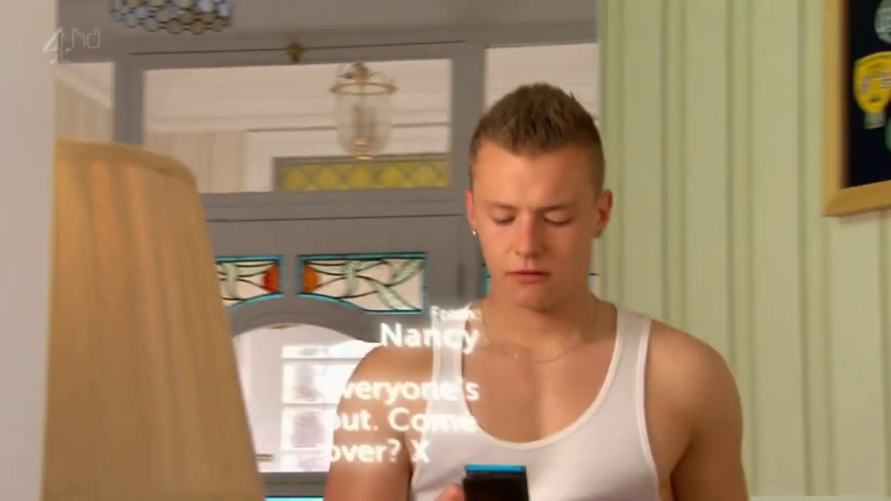 Hollyoaks : Charlie Wernham in underwear