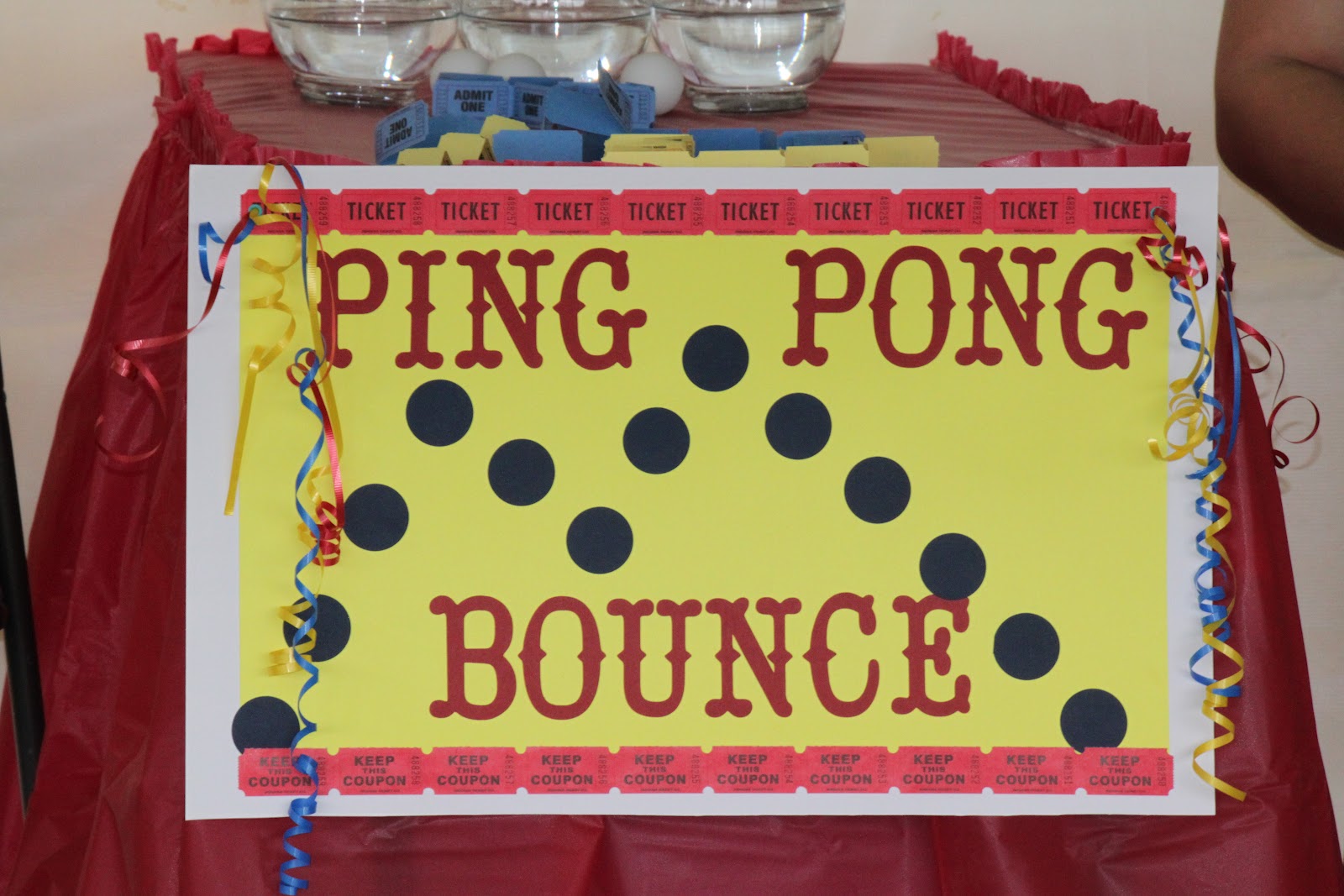 My Paper Productions: Carnival Signs - Games