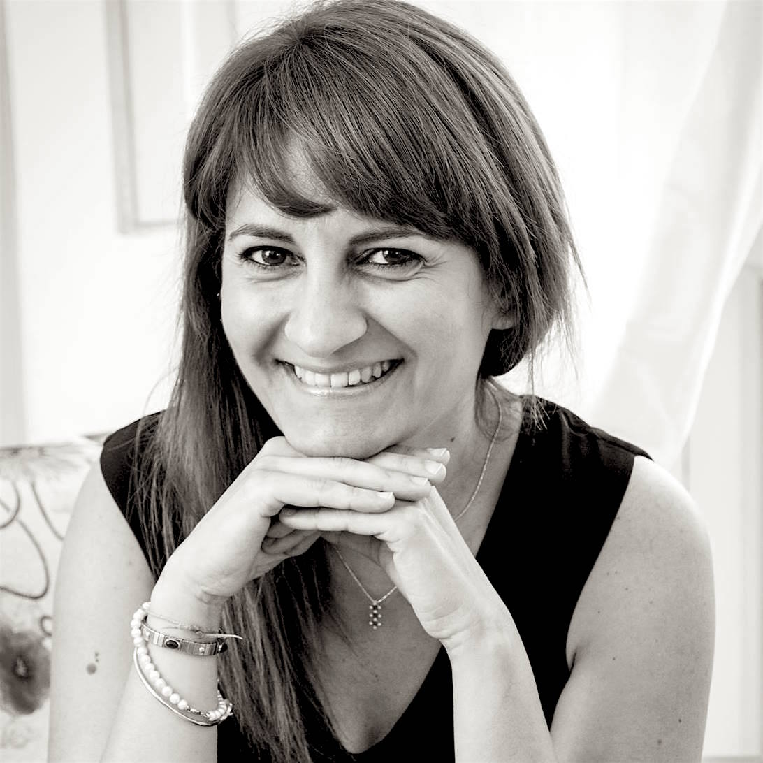 Maison Ragosta : Recensione n°4: Simona De Riccardis ed il suo primo ...