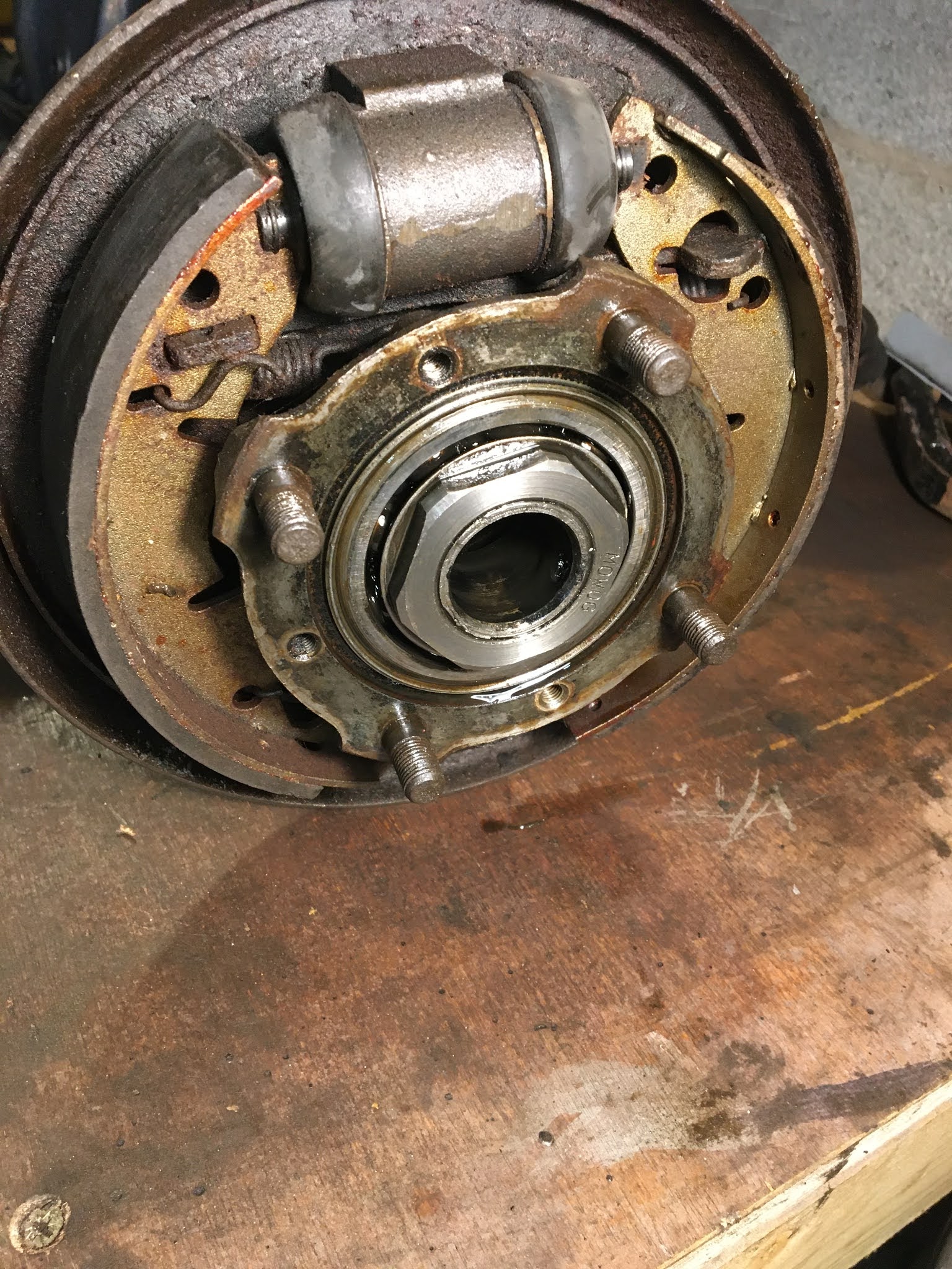 MG Midget 1965 MKII Restoration Project: Rear Brakes and Axle