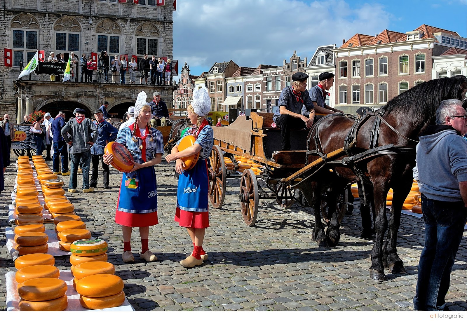 de hdr-wereld van elti: De Goudse kaasmarkt