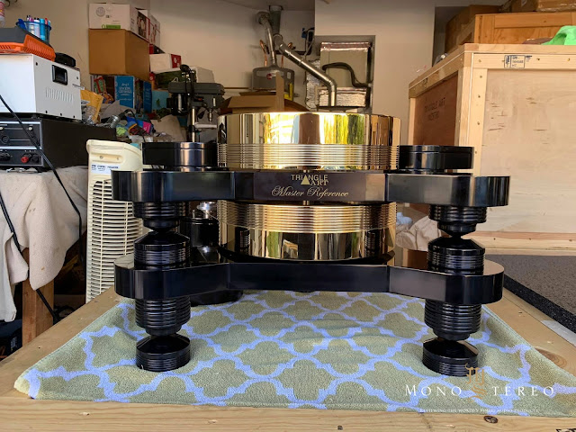 TRIANGLEART MASTER REFERENCE TURNTABLE – M & S | Ultimate High-Fidelity