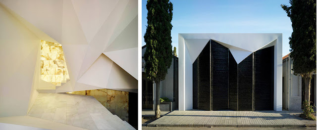 {BLACK. WHITE. YELLOW.}: Folding Tomb