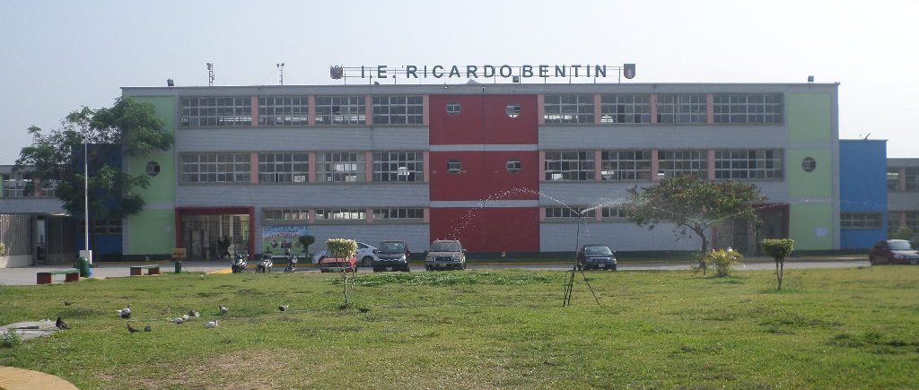 I.E.E. RICARDO BENTÍN: I.E.E. RICARDO BENTÍN