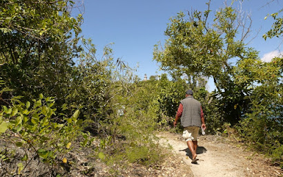 LakbayLoyd: LakbayLoyd Lighthouse Series 24: EL FARO DE PUNTA BUGUI ...
