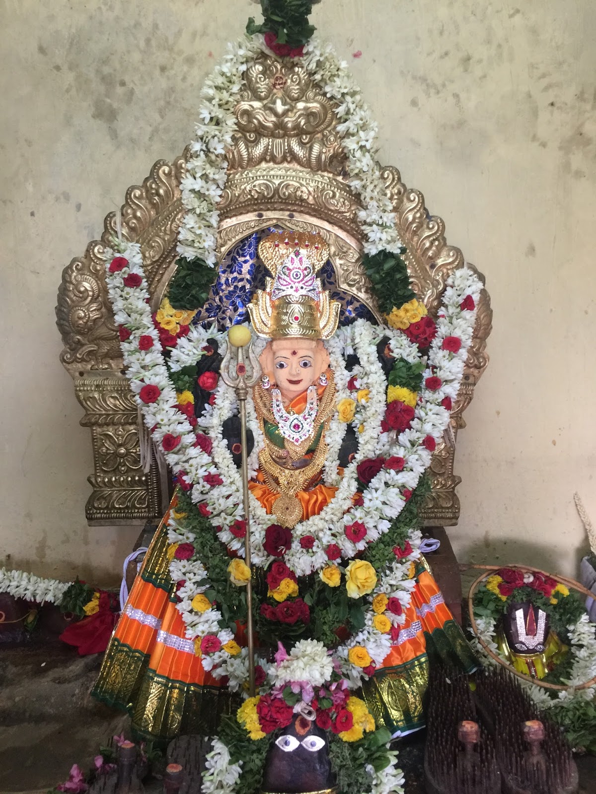 Sri Veeramaathi Amman Thunai: Veeramaathi Amman