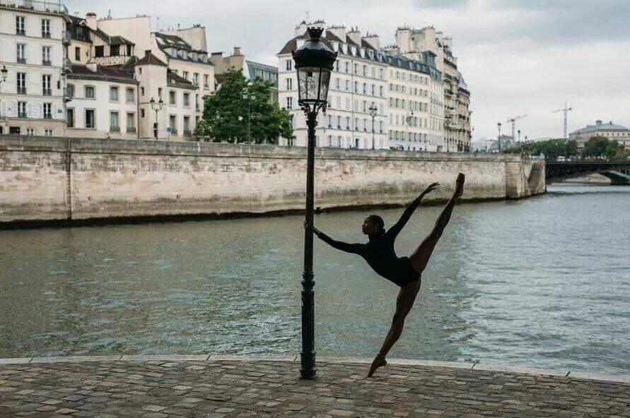 Images of Complexions Contemporary Ballet’s, Principal dancer: Ashley ...