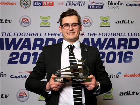 NickALive!: Fulham Named Nickelodeon Family Club Of The Year At The ...