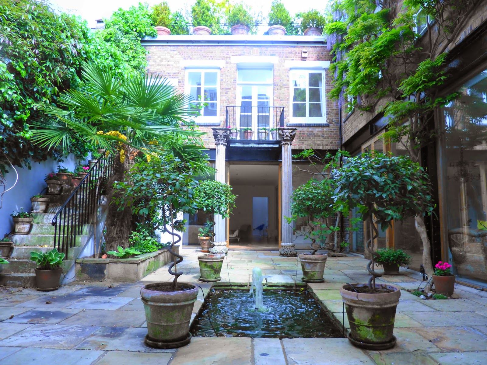 PEARL HOUSE, ROMAN WAY, ISLINGTON