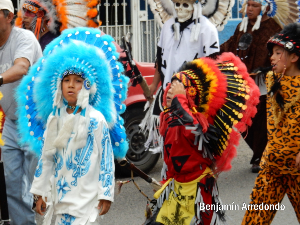 El Señor del Hospital: Los Apaches (o Comanches) Danza arraigada en ...