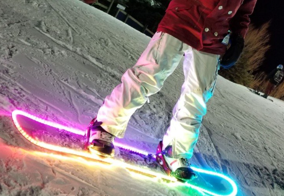 Famousmods LED Snowboard Lighting Kit provides more than 200 bright ...