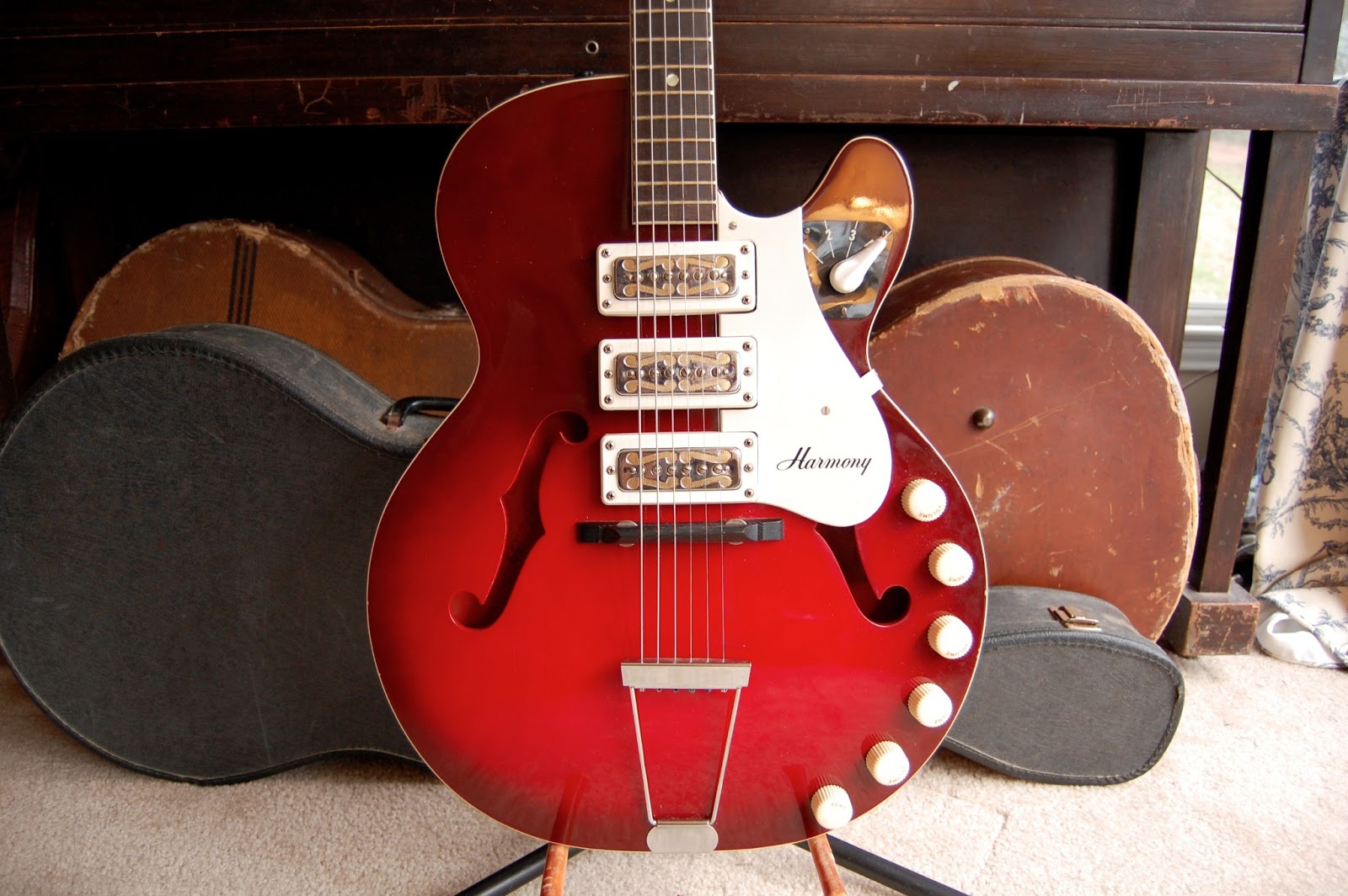 Galasso Guitars: 1967 Harmony H59 Rocket... Version 2
