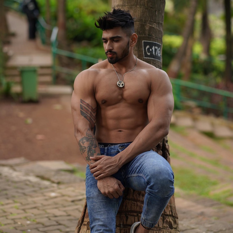 Grand Boyzone: Amit Agre