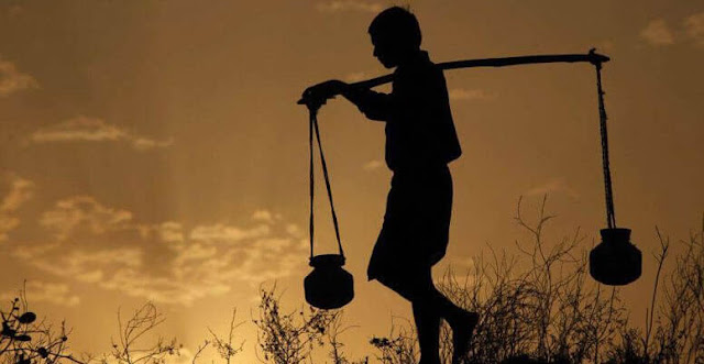 Moral story : The Cracked Pot | English story - fzmoralstory