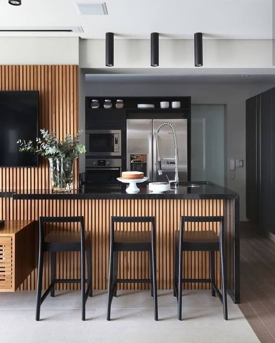 Different ideas for using wooden planks in interior design