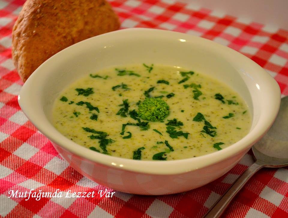 Mutfağımda Lezzet Var: Yeşil Mercimekli Haşhaşlı Baklava Yufkası Böreği