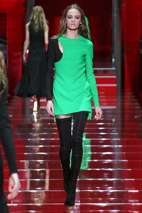 Smartologie: Versace Fall/Winter 2015 - Milan Fashion Week