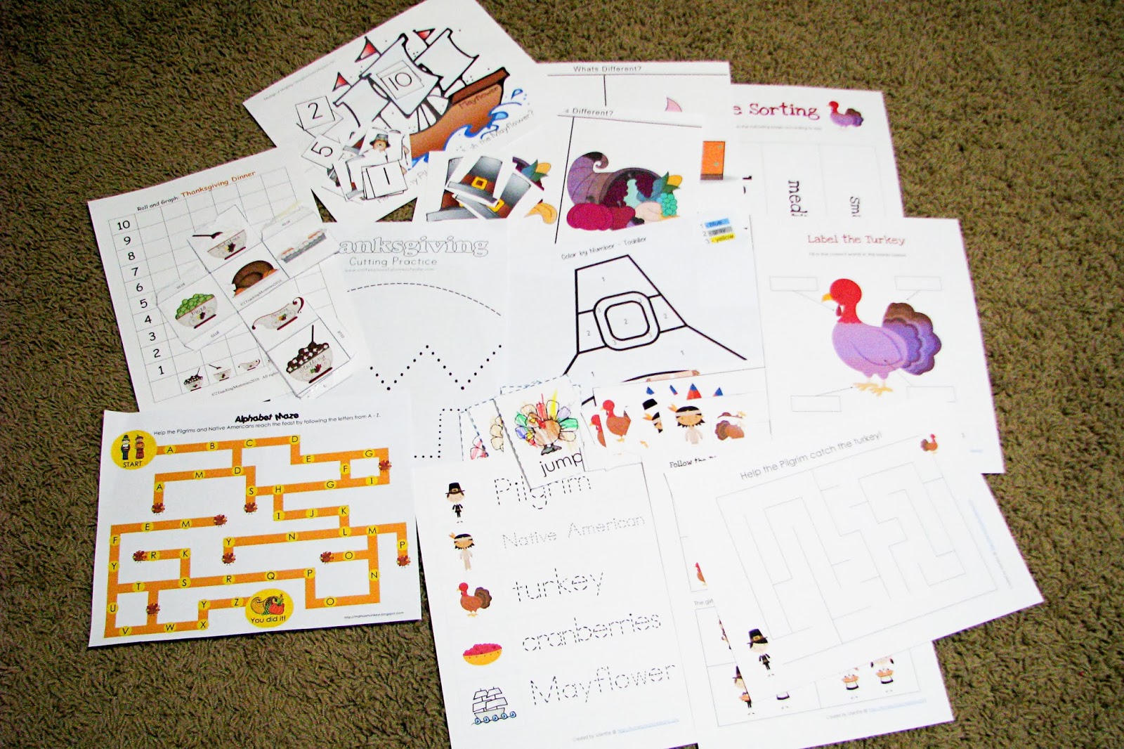 Mommy's Little Helper: Thanksgiving Preschool Activities