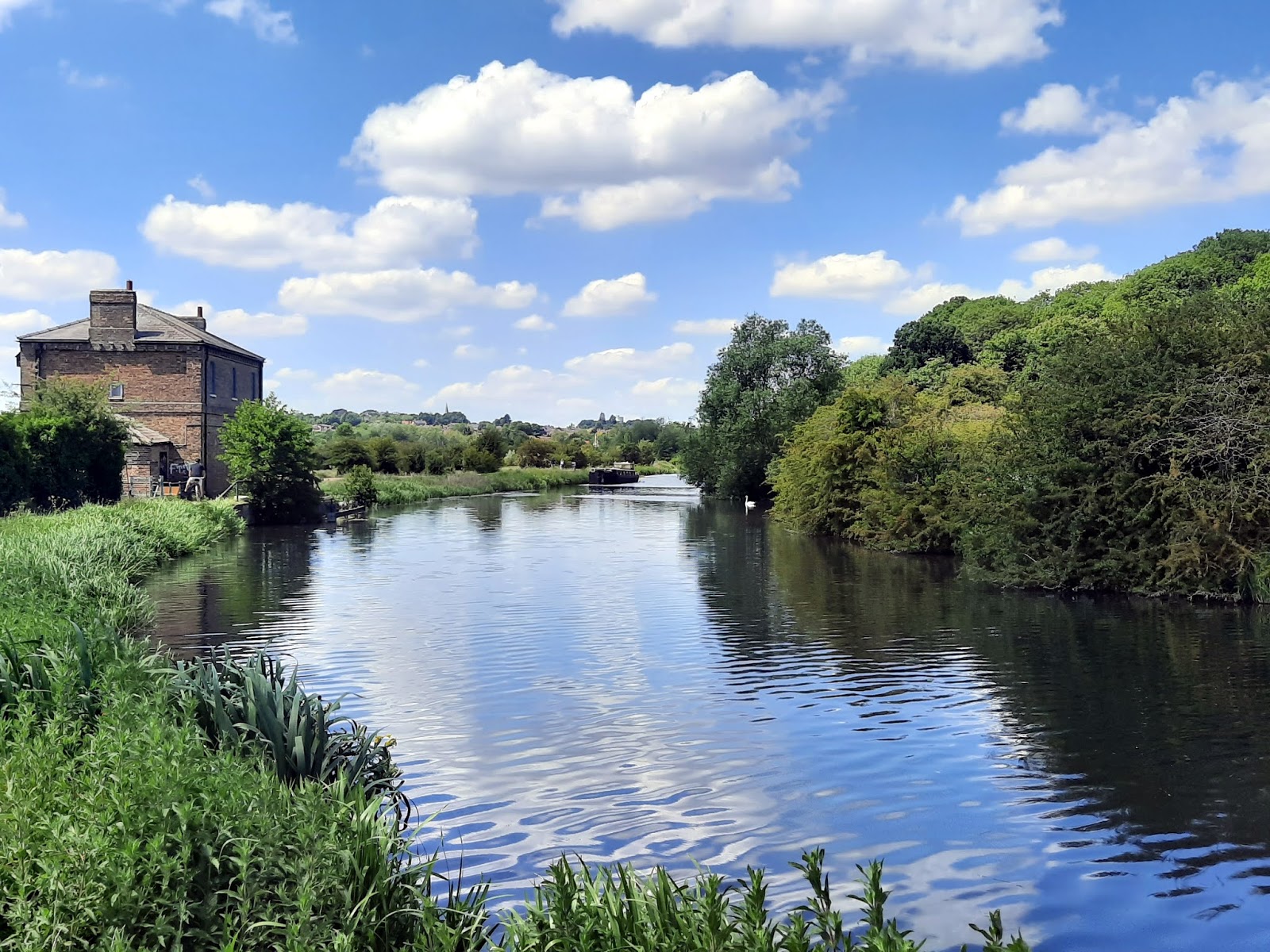 My Adventures 3: Hertford to Ware,Hertfordshire Circular Walk 1st June 2020
