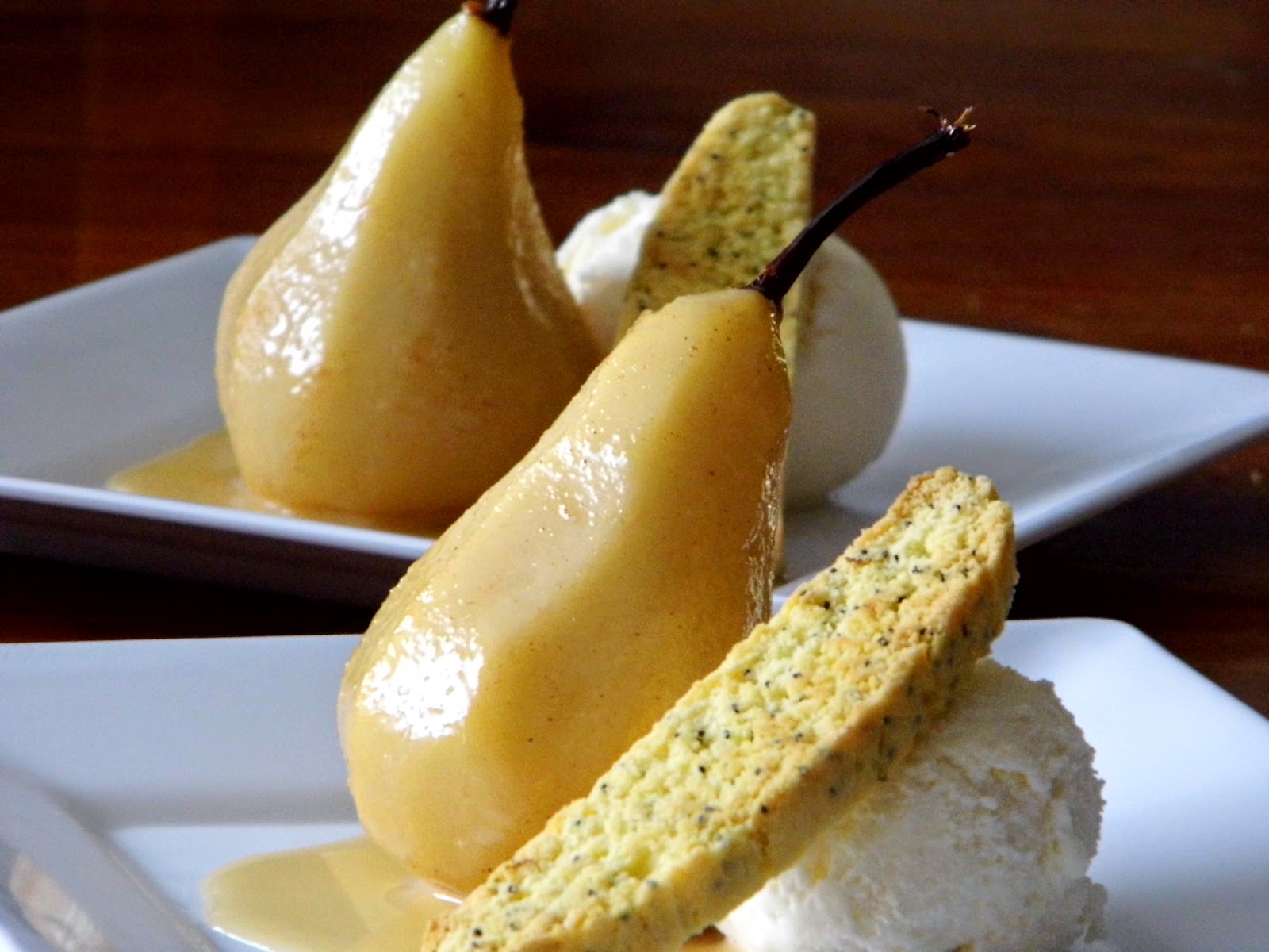 One Mother Hen: Cinnamon poached pears with a cream sauce