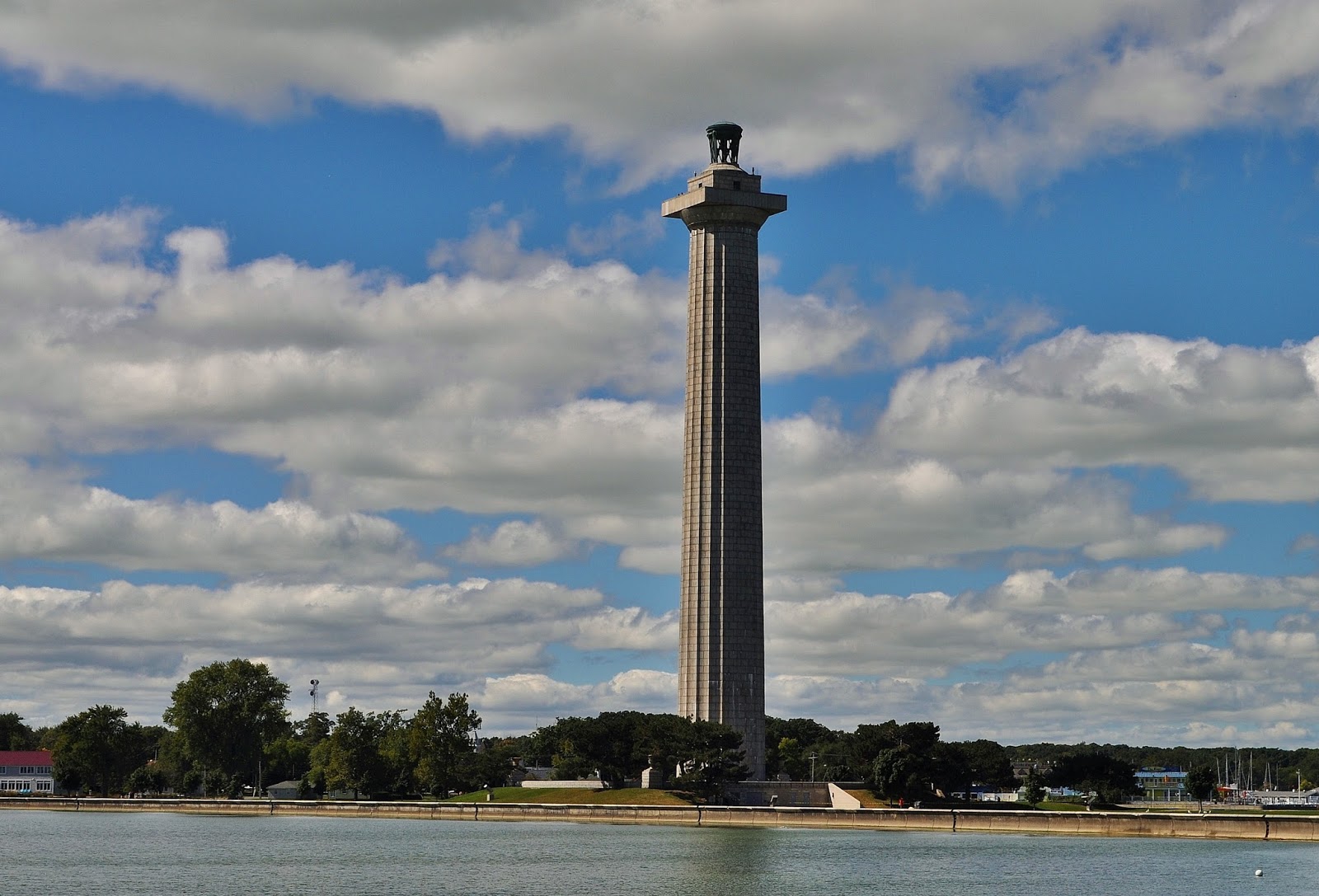 WC-LIGHTHOUSES: PERRY'S VICTORY MEMORIAL LIGHTHOUSE-SOUTH BASS ISLAND, OHIO