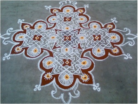 SARAPANDIAN DIRECTORY: RICE FLOUR 'MAA KOLAM' FOR SPECIAL OCCASION