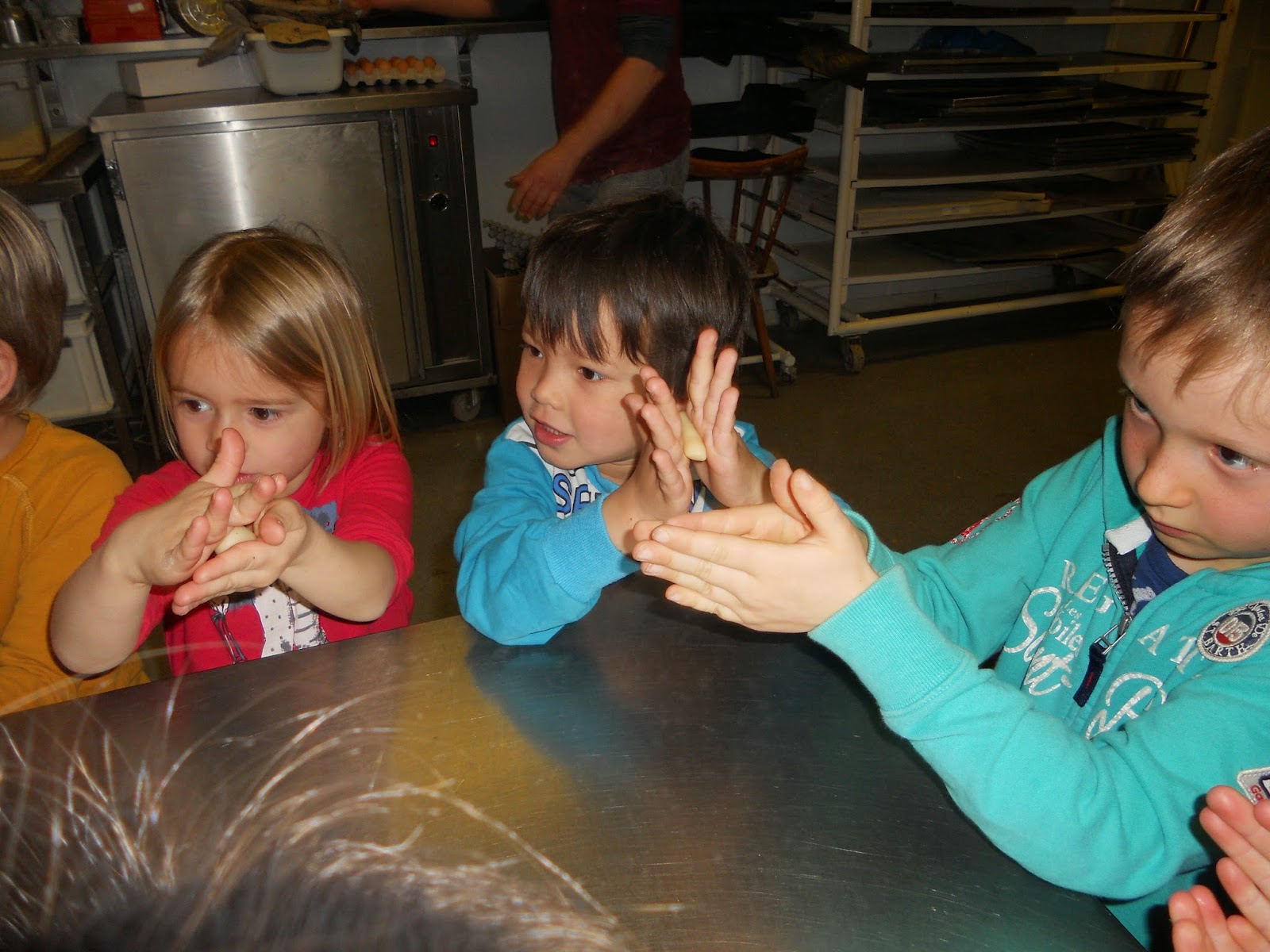 Tweede en derde kleuterklas van GVB Den Hulst (Testelt): "De bakker"