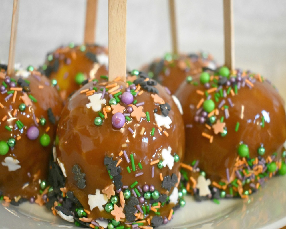 Homemade Toffee Apples - Whimsical Mumblings