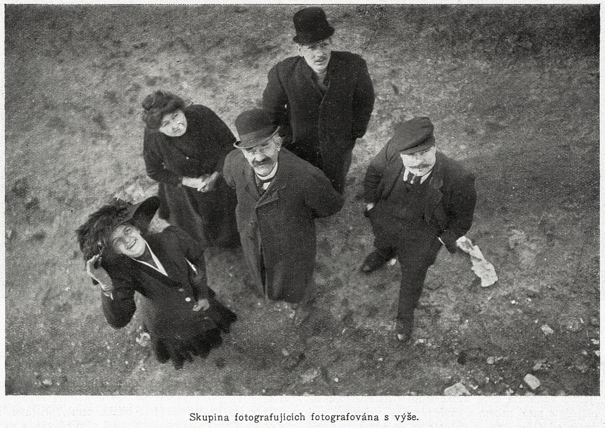 Here’s How to Take a Group Selfie From 1911 ~ Vintage Everyday